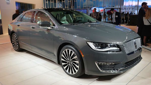 2023 Lincoln MKZ